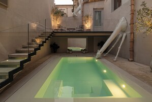Suite Exclusiva, vista para a piscina | Vista do quarto