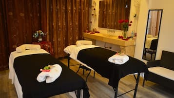 Banheira de hidromassagem, tratamentos corporais