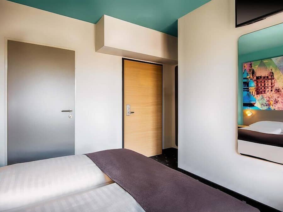 Quarto casal | Escrivaninha, quartos à prova de som, Wi-Fi de cortesia