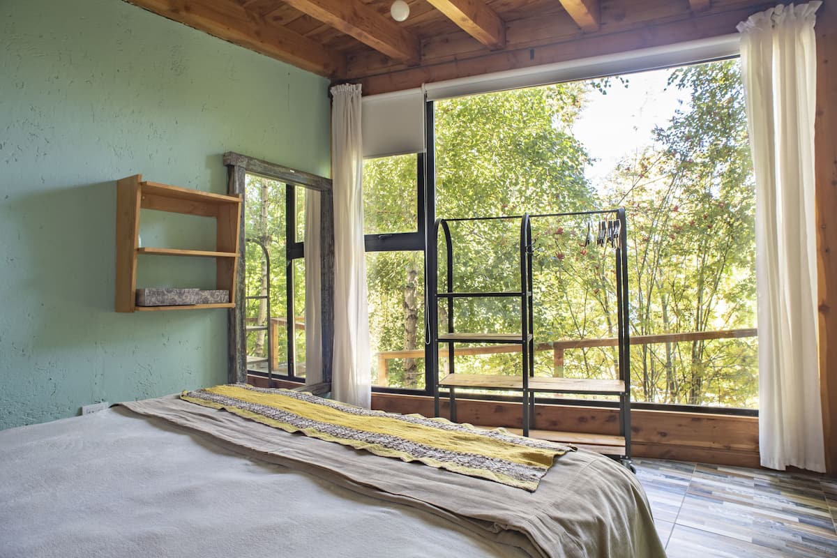 Cabine (For 2 People) | 1 quarto, roupa de alta qualidade, edredões de penas 