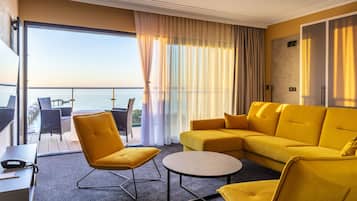 Apartamento, vista para o mar | 1 quarto, roupas de cama antialérgicas, cofres nos quartos, escrivaninha