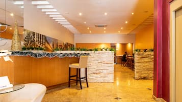 Café da manhã com buffet todos os dias (BRL 46 por pessoa)