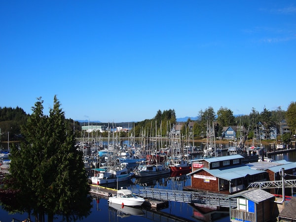 West Coast Motel - Ucluelet