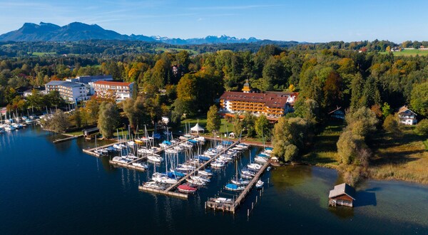 Yachthotel Chiemsee - Übersee