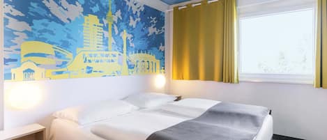 Quarto casal | Escrivaninha, espaço de trabalho para notebook, quartos à prova de som