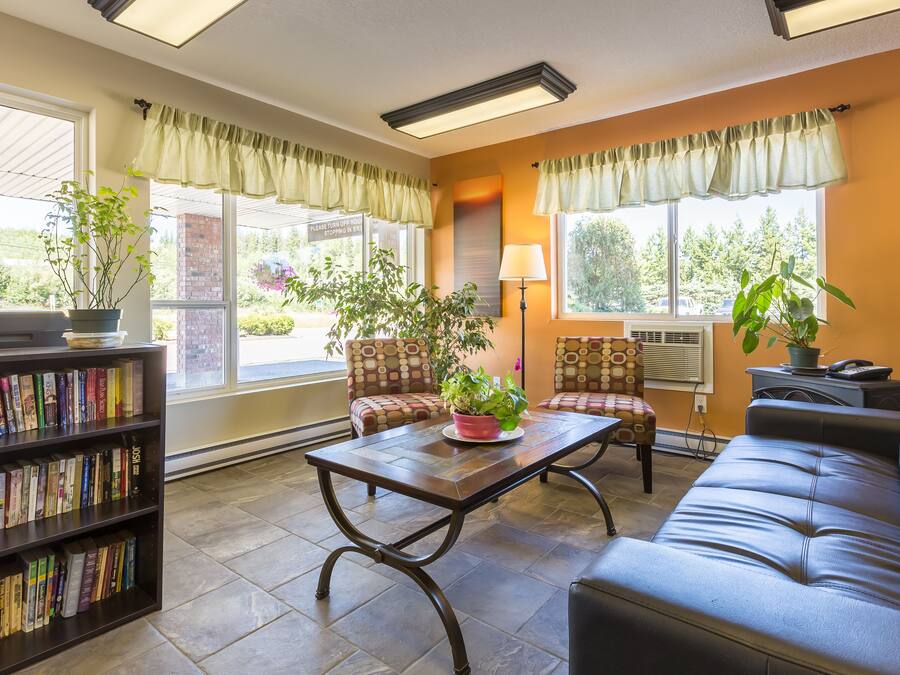 Área de estar no saguão