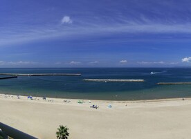 Vista para praia/oceano