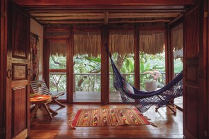 Riverside Villa | Área de estar