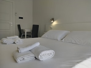 Wi-fi grátis, roupa de cama fornecida 