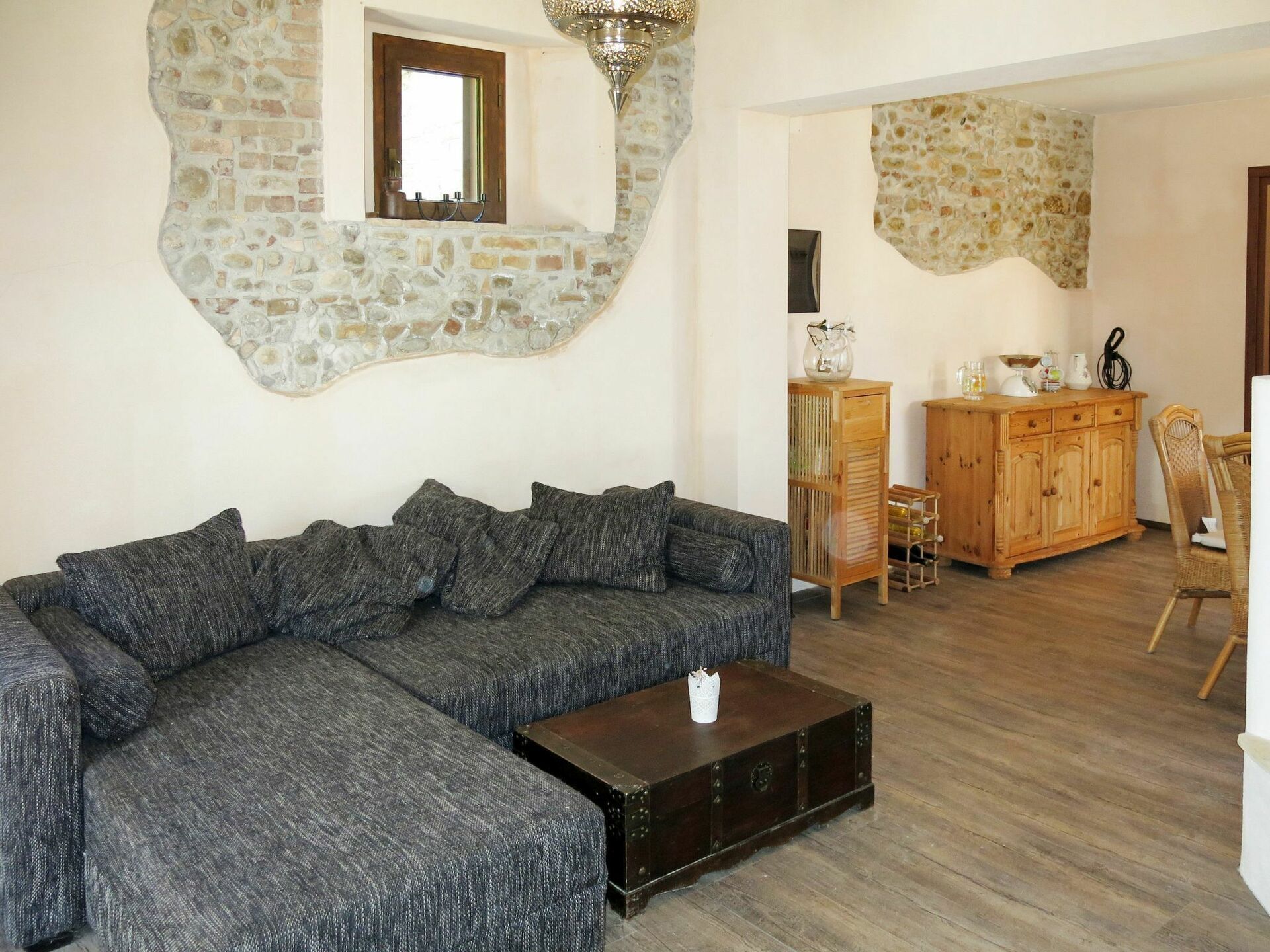 Appartement Dans Une Maison De Vacances Avec Bain à Remous, Wifi, Climatisation, Piscine, Tv, Patio - Giulianova