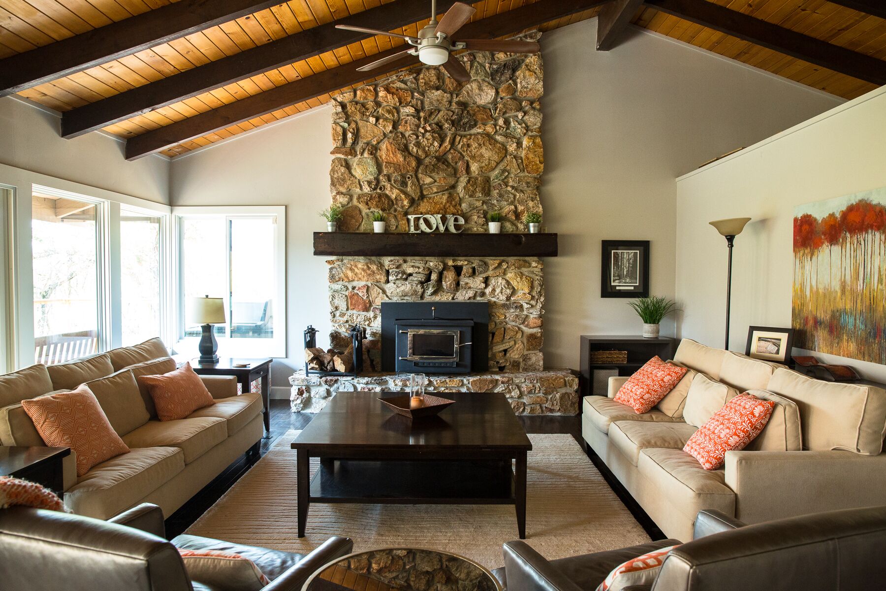 Hermosa Casa Frente Al Río - Placerville, CA