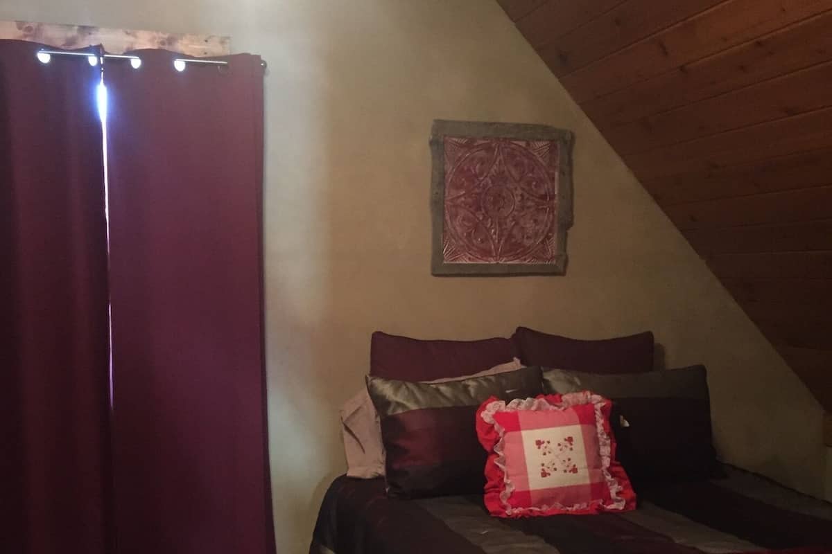 Quarto Duplo Comfort | Roupa de alta qualidade, camas de colchão pillowtop 