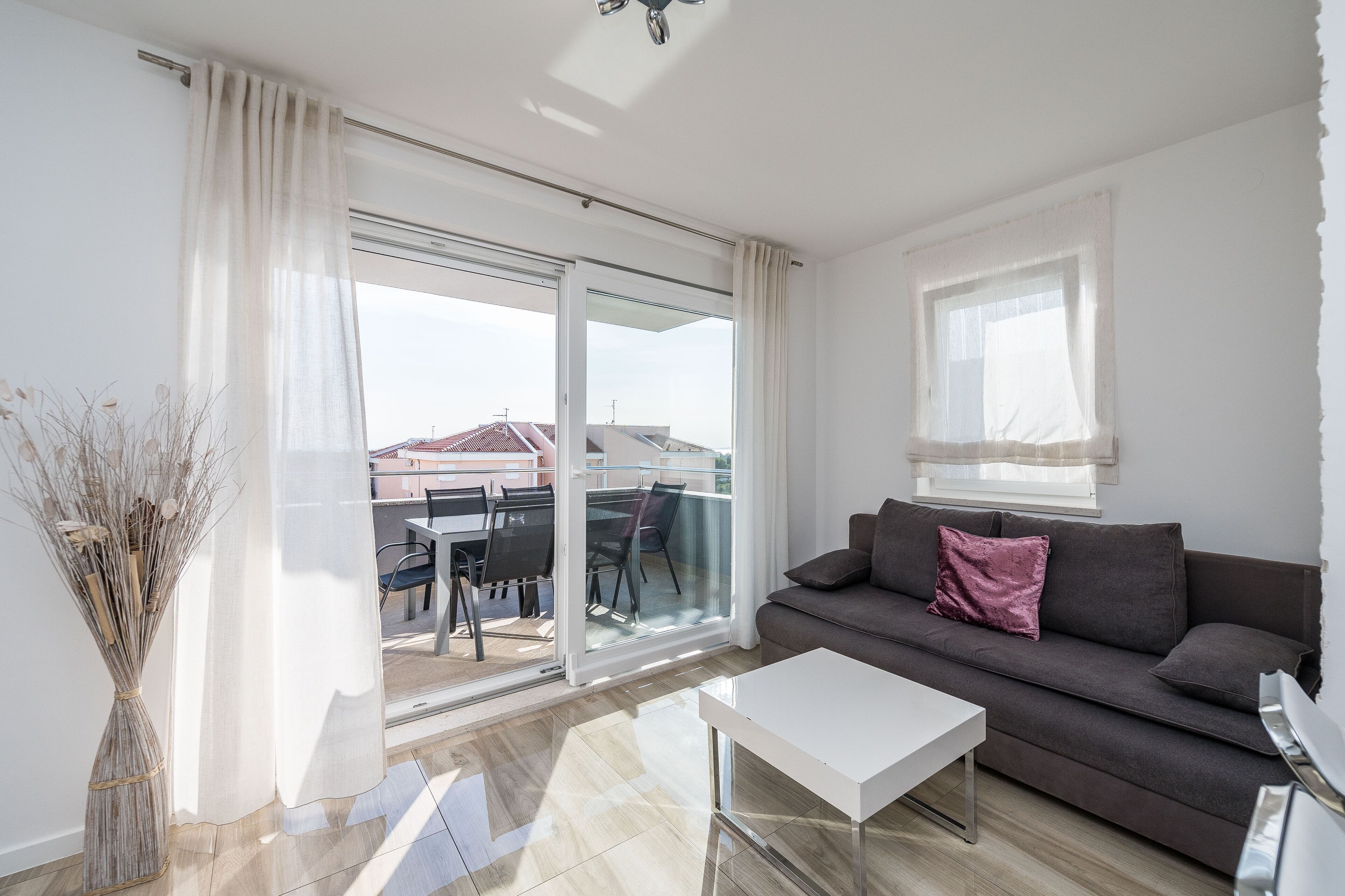 Modern Apartment With Pool And Free Wifi - Mandre