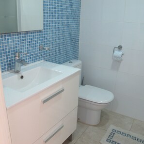 Apartamento, 1 quarto, para fumantes, vista para o jardim | Banheiro