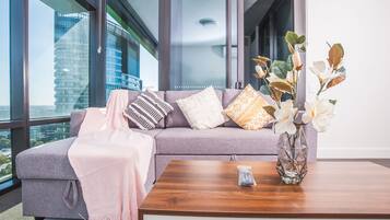 Apartamento (3 Bedrooms) | Sala | Televisor