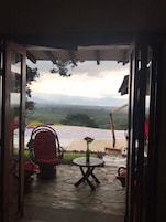 Casa exclusiva, vários quartos | Vista do quarto