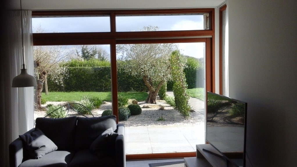 La Ferme De Nos Aïeux Sur La Côte De Granit Rose - Plage Saint Guirec