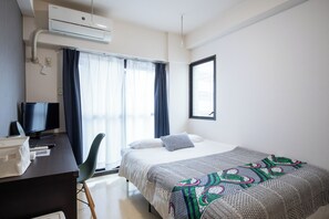 1 quarto, secretária, ferro/tábua de engomar, Wi-fi grátis 