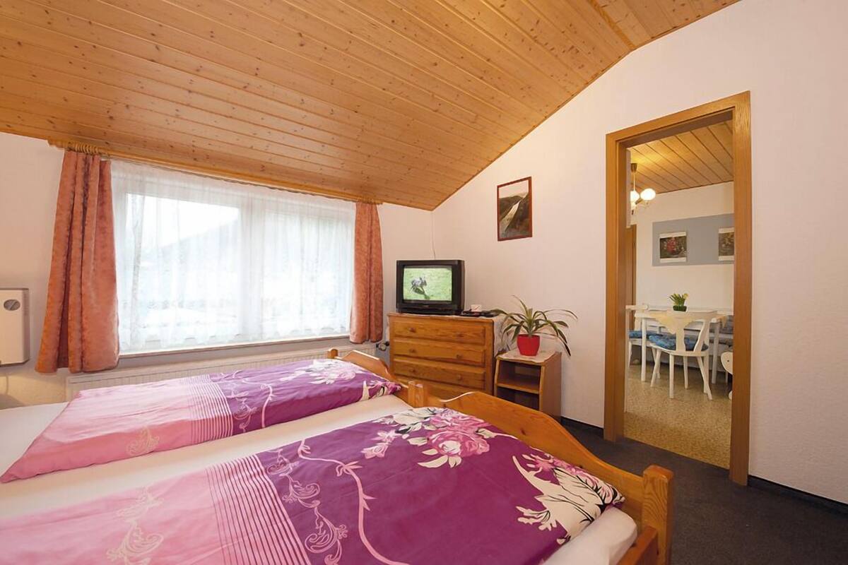 Apartamento, varanda | Secretária, berços/camas para crianças, Wi-fi grátis