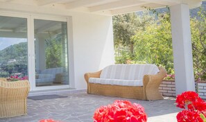 Vila, 3 quartos | Terraço/pátio