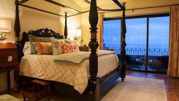 Villa (1 Bedroom) | 5 quartos, secretária adequada para computadores portáteis