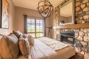 Apartamento de Luxo em Condomínio Fechado | Com decoração personalizada, ferro/tábua de engomar, Wi-fi grátis 