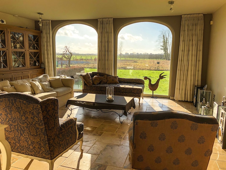 Guest House Beautiful Historic Square Farm In Ranst - Flanders