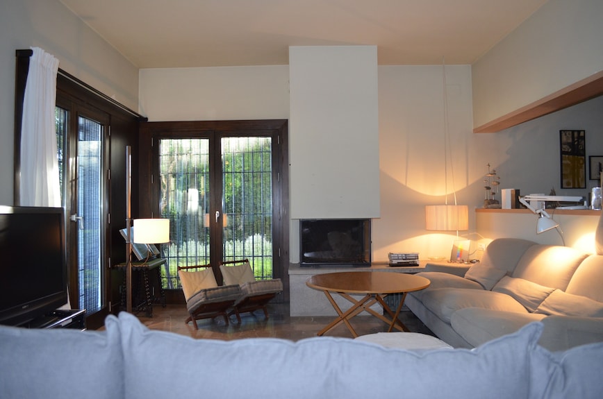 Casa Con Jardín Y Vistas En Zona Natural A 15´del Bullicioso Centro De La Ciudad - Universidad de Granada (UGR)