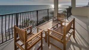Casa, várias camas | Varanda