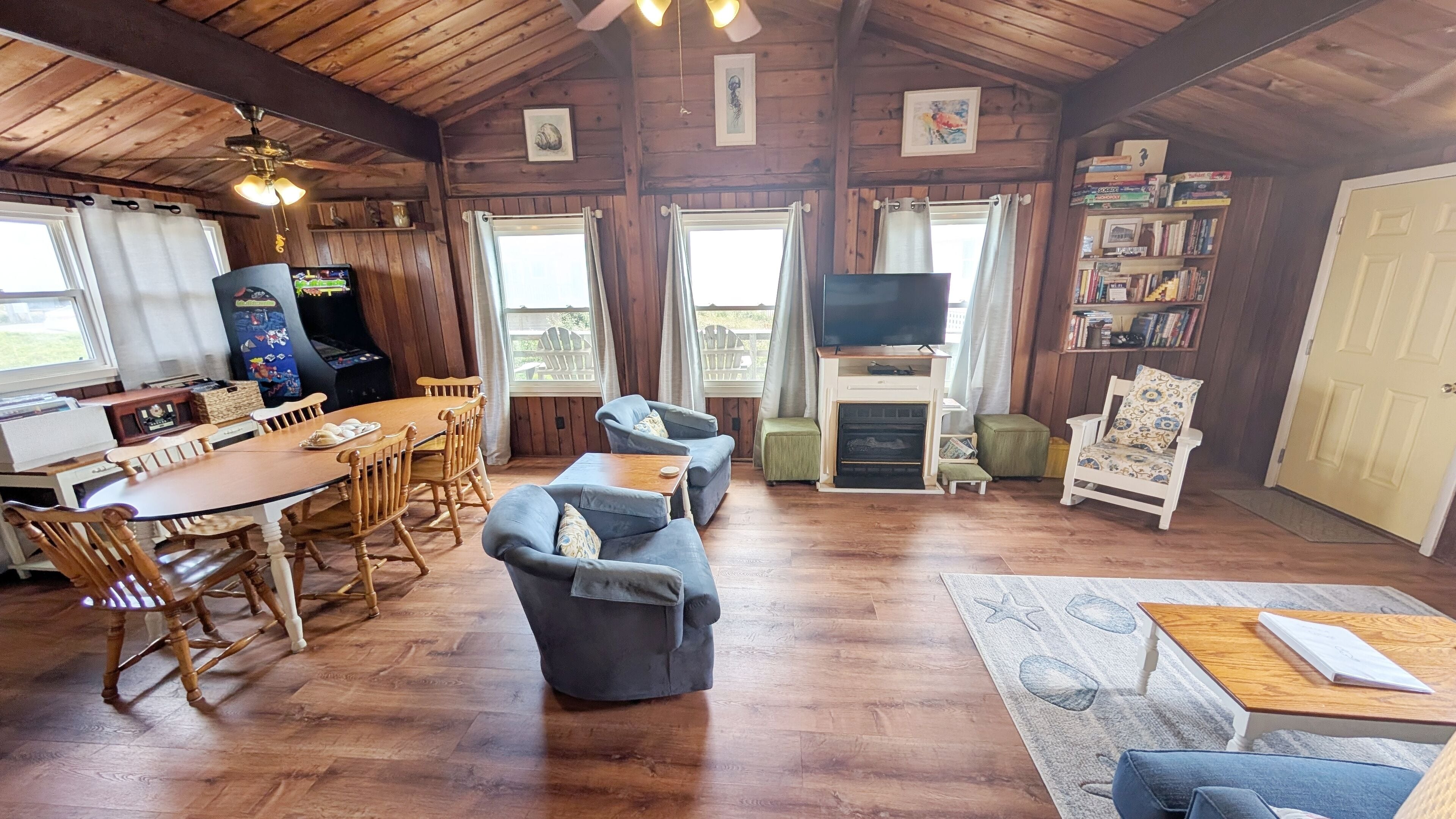 Semi-oceanfront ‍️Oceanviews On A Private Access Road 50 Feet To The Beach - Nags Head, NC