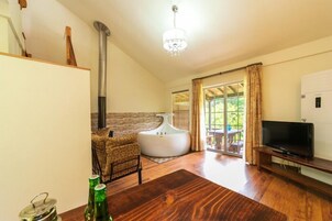 Quarto (Luzern 1) | Roupa de cama fornecida 