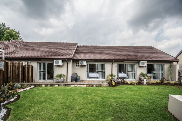 Up21 Guesthouse - Germiston