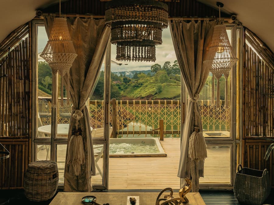 Palace Villa | Vista para o lago