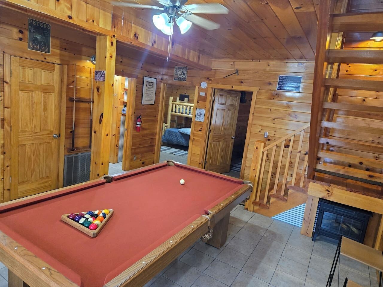 Holler Cabin 4 Bedroom Hocking Hills - Tar Hollow - Ohio