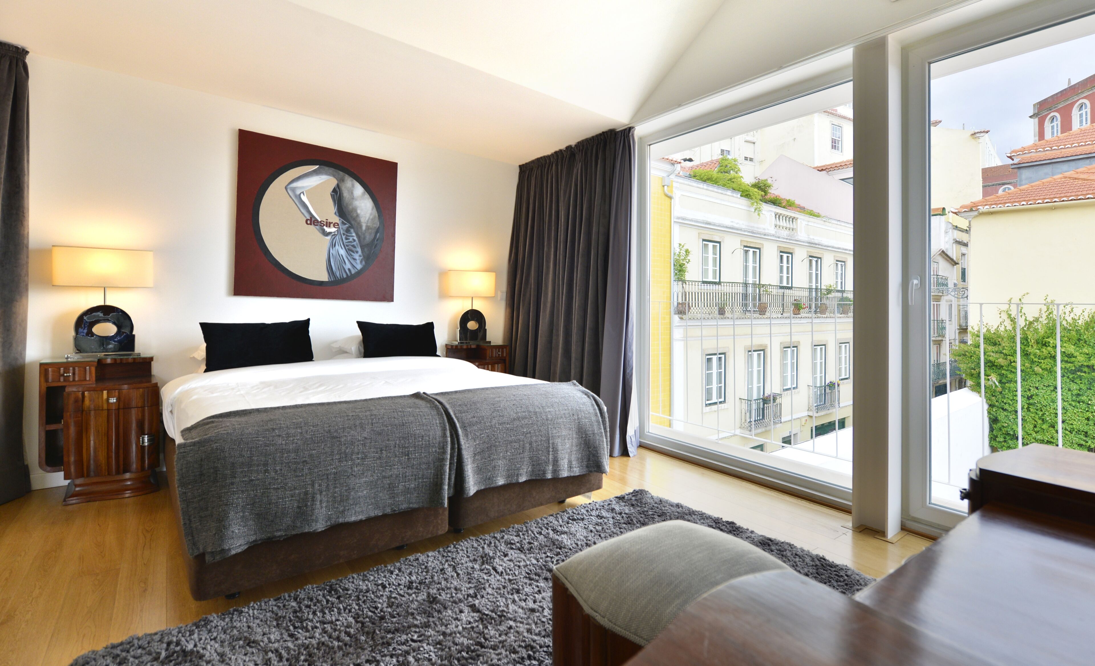 Quarto luxo, terraço | Cofres nos quartos, quartos à prova de som