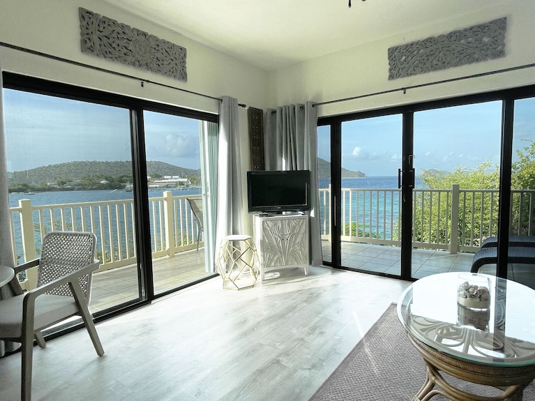 Villa Sea Song - Waterfront - Private Unobstructed Views! - Saint Thomas
