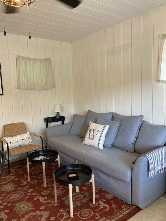 Cozy Cottage W/wood Stove, Firepit, Pond & Hiking Trails Near Snow Trails - Ohio