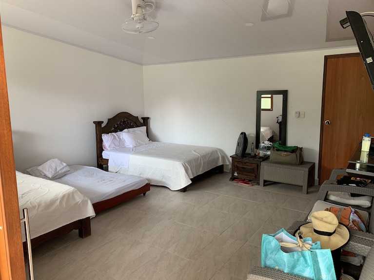 Finca El Provenir, Swimming Pool, Jacuzzy, Basketball, Ping Pong, Yew - Acacias