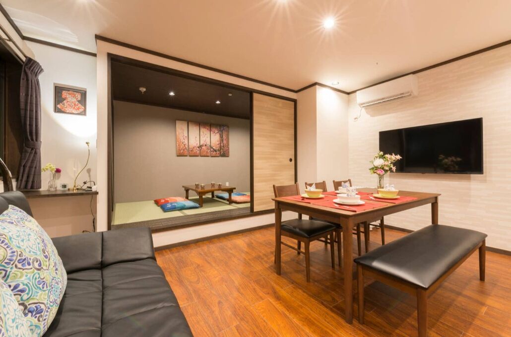 Permitted Properties Osaka Sightseeing Location, Convenient Access, Family Friendly, Large Room - 難波