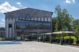 Fachada da propriedade