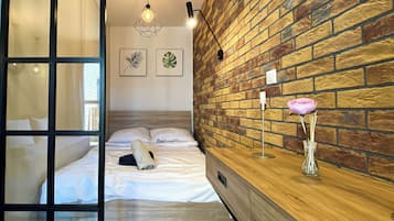 Ferro/tábua de engomar, Wi-fi grátis, roupa de cama fornecida