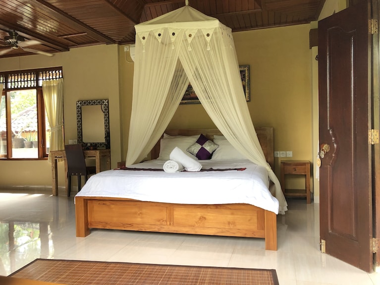 Appartement Spacieux Avec Lit King Size Et Lit Simple Et Climatisation. - Ubud