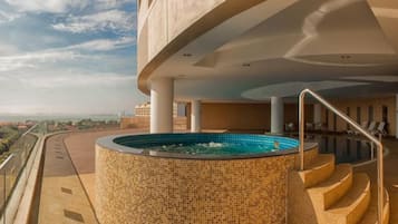 Piscina interior