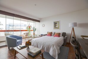 Apartamento | Área de estar | TV de tela plana