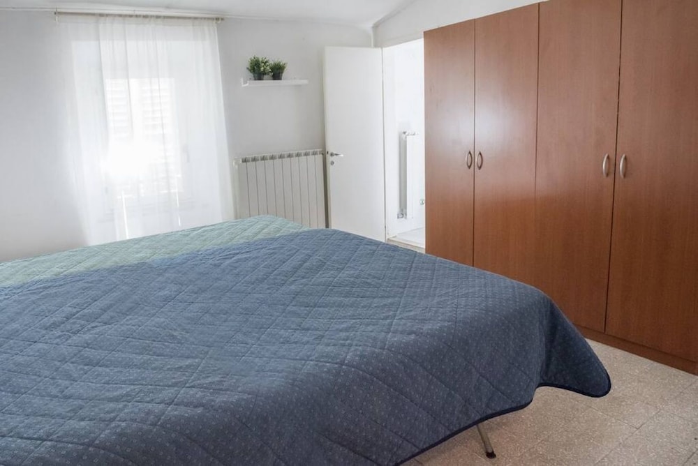 N141 - Numana, Delightful Two-room Apartment Along The Famous Costarella - Numana