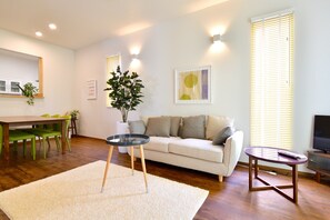 Casa (Private Vacation Home) | Área de estar | TV de tela plana