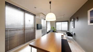 Quarto premium, para não fumantes (10 Beds) | Área de estar