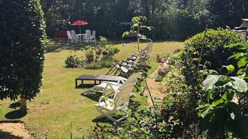Apartamento, várias camas | Terrenos do alojamento