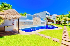 Quarto, 1 quarto, varanda, vista para o jardim | Jardim