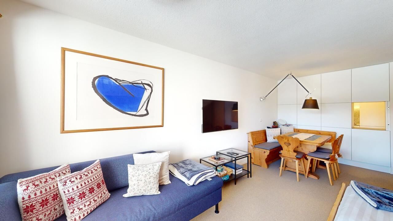 The Traditional Residential Building "Au Reduit" Is Located In The Heart Of St. - Saint-Moritz